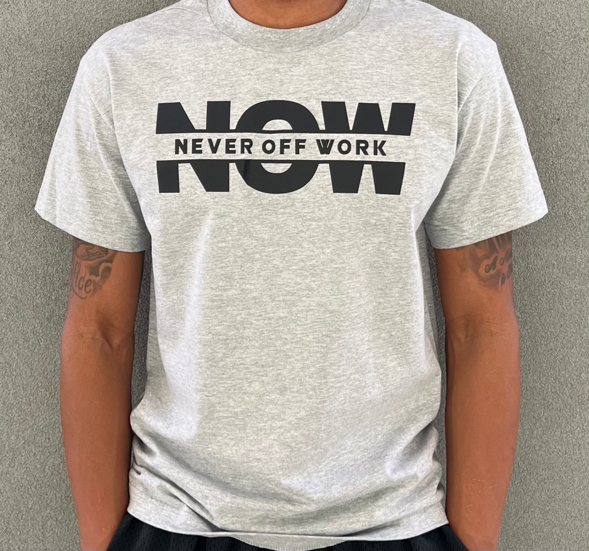 NeverOffWork Tee Grey/Black – Never Off Work